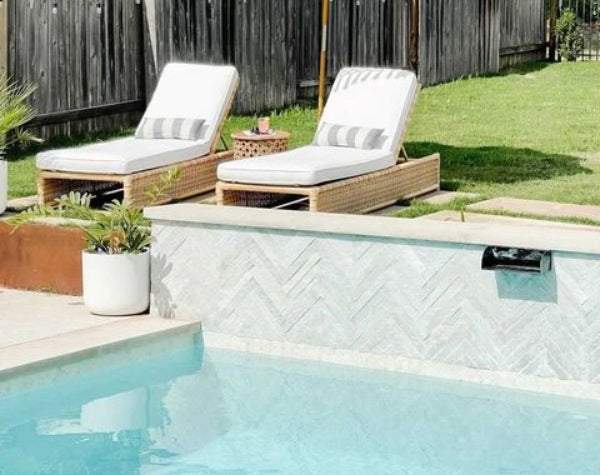 Pool | Himachal White Quartzite Strip Cladding