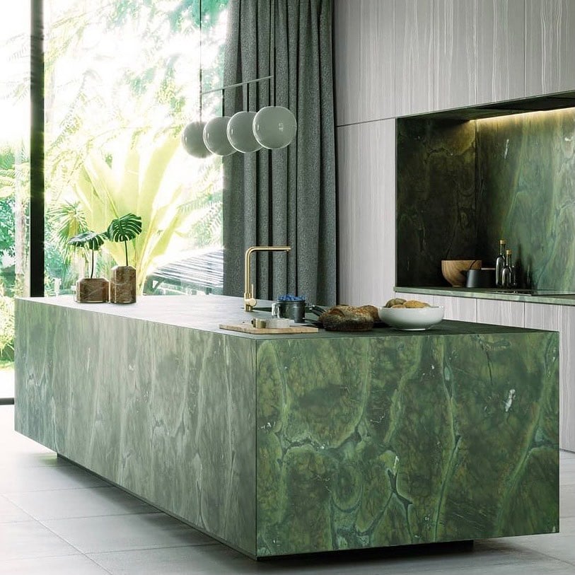 VITORIA REGIA Quartzite Polished Slab - Hawaii Stone