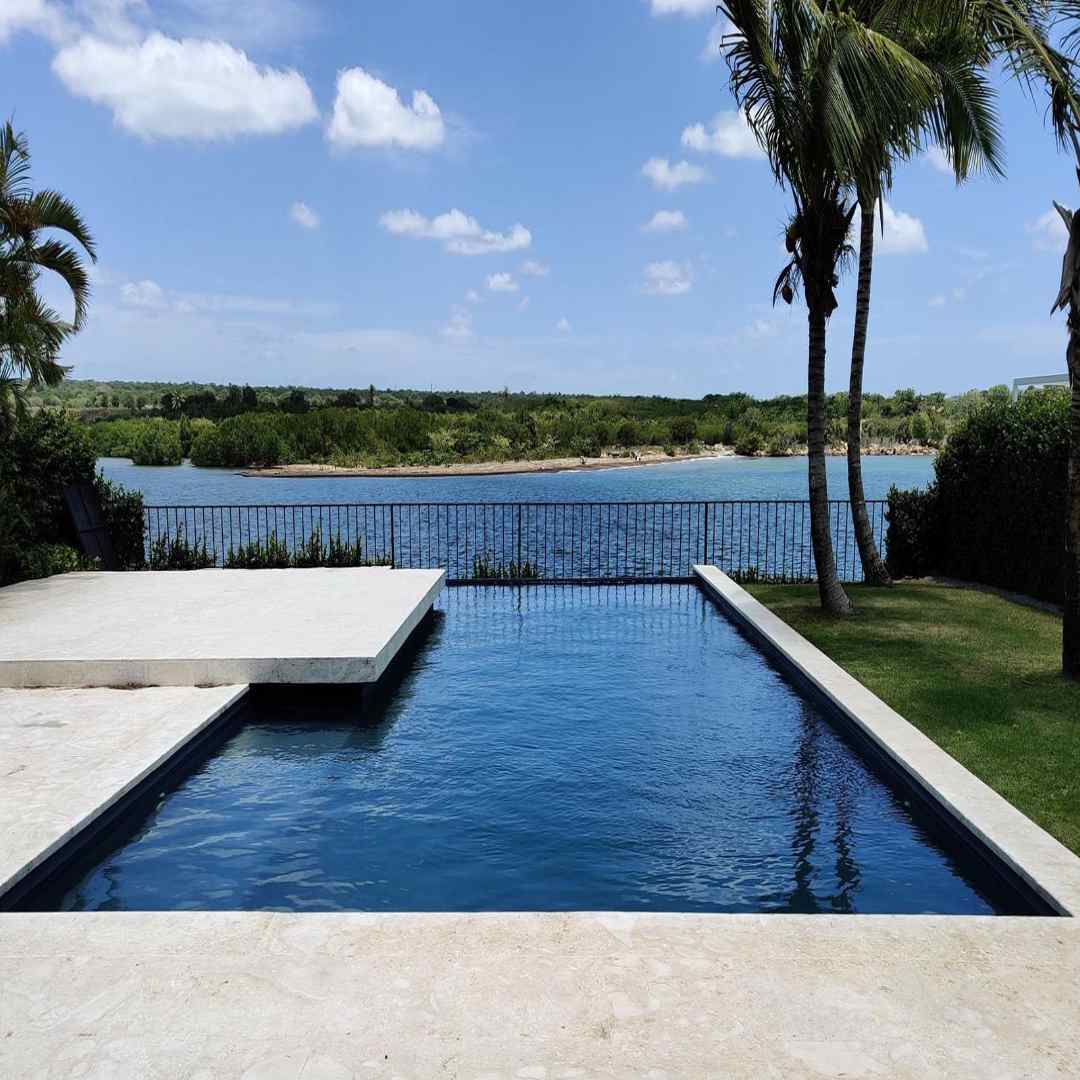 CORAL GEM Brushed-Filled Pool Coping - Hawaii Stone