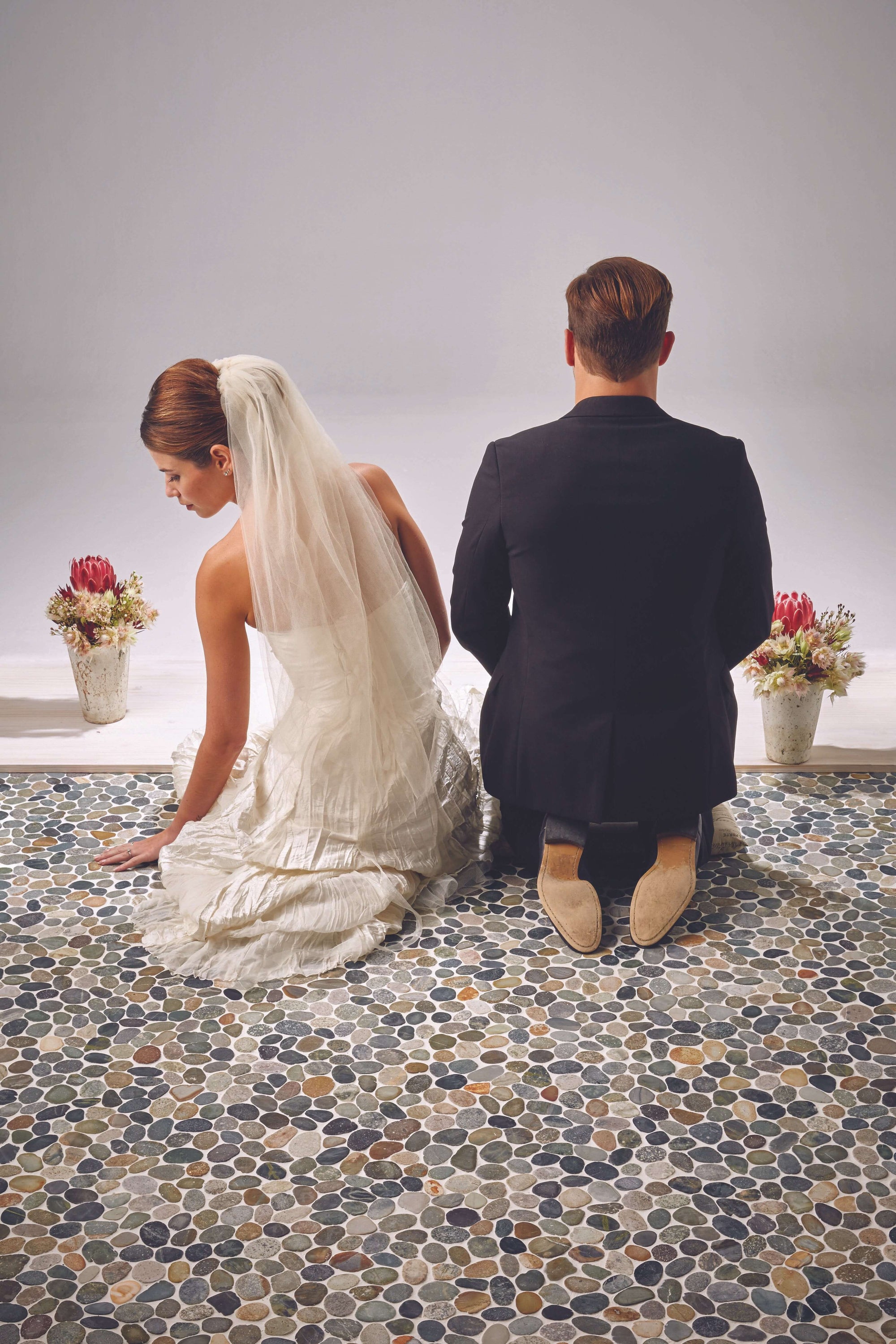 JAVA GREY, LEVEL PEBBLE - Hawaii Stone